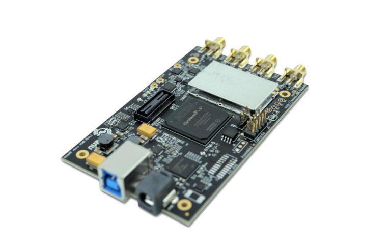 bladeRF 2.0 xA4 Kit - Hacker Warehouse